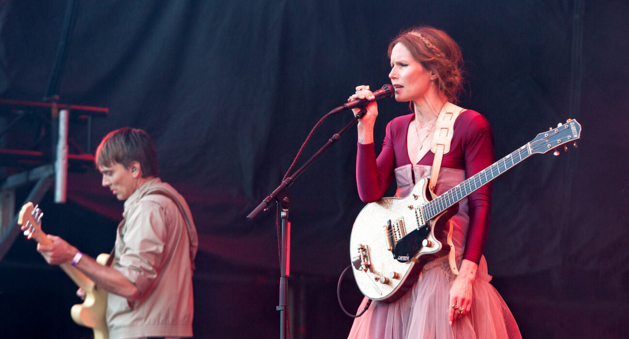 Nina Persson - Lead Vocalist of The Cardigans – Coffee House Guitars